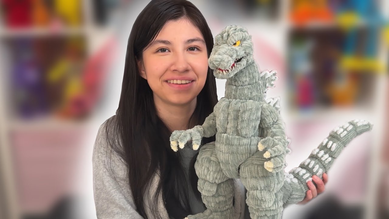 I Finally Made Godzilla With Pipe Cleaners - YouTube