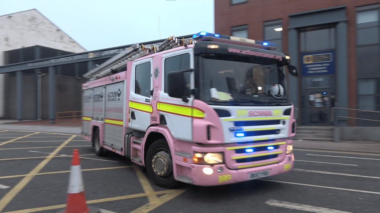 Liverpool City Centre Reserve Pink Fire Engine Turning out - Merseyside ...