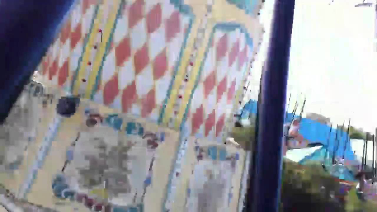 Swing ride at Kings Island - YouTube