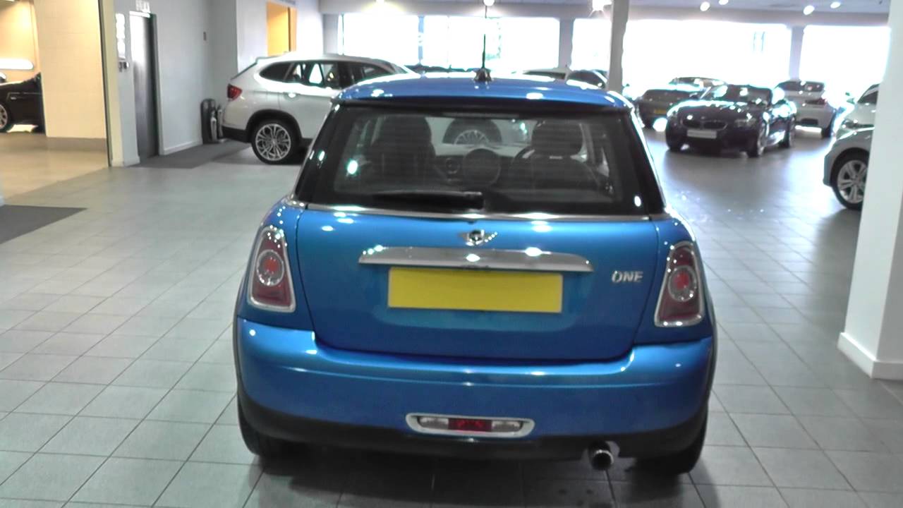 MINI MINI Hatch (R56) One Pimlico (ZM60) U2871 - YouTube