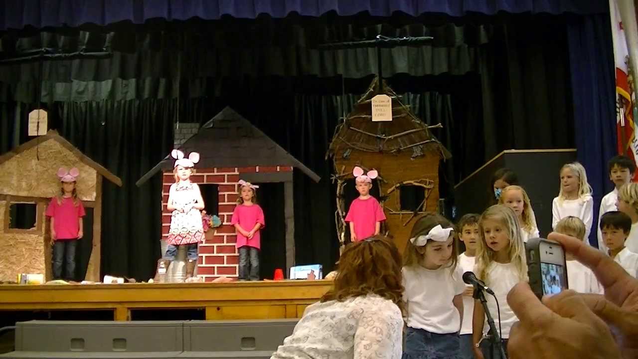 3 Piggy Opera 2013 06 04 - YouTube