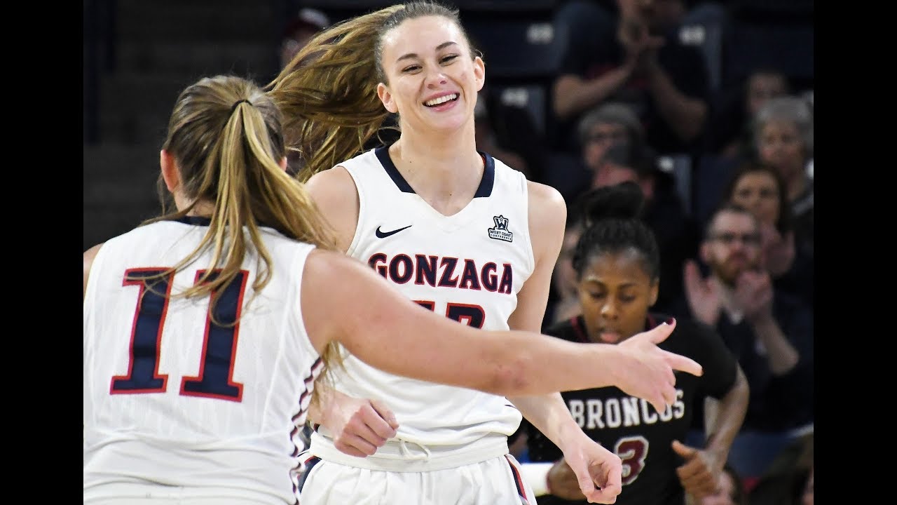Fairfield's Jill Barta right at home with Gonzaga Bulldogs - YouTube
