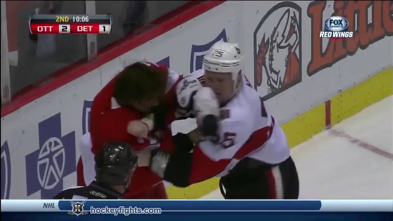 Chris Neil vs Brendan Smith Nov 23, 2013 - YouTube