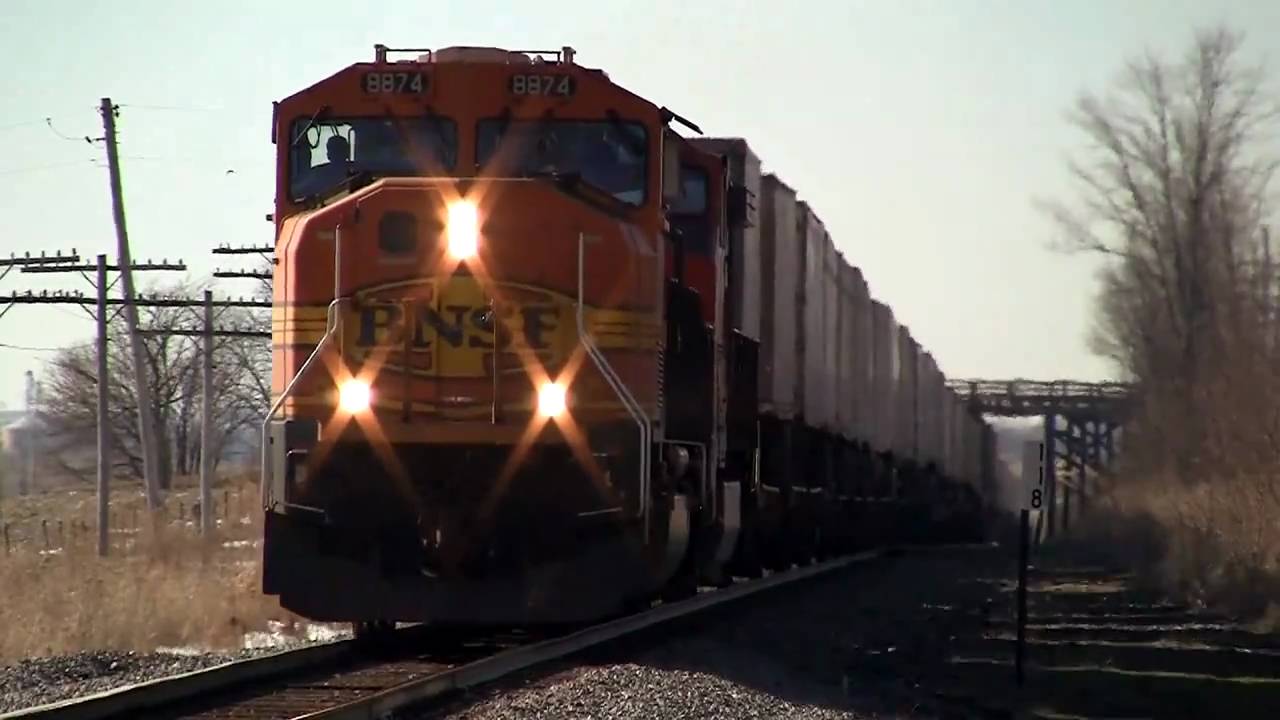 BNSF 8874 East, SD70MAC, on 2-19-2011 - YouTube