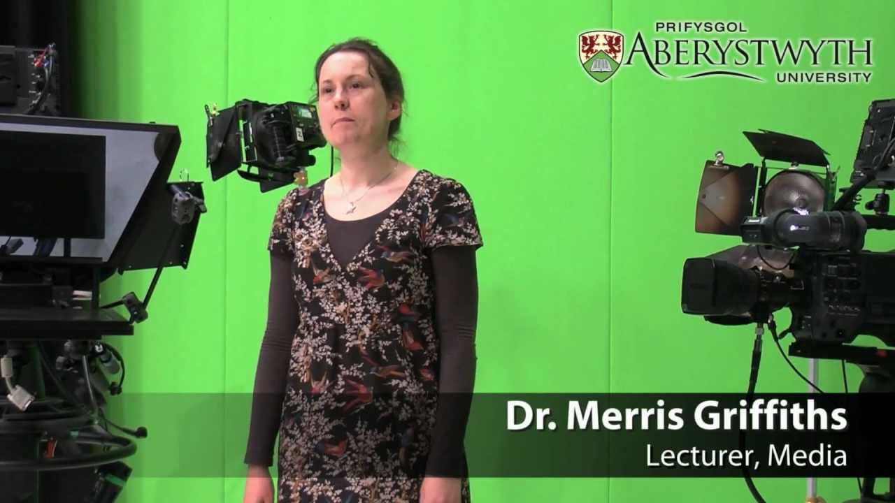 Q&A - Film & Television Degree [BA] (W620) - YouTube