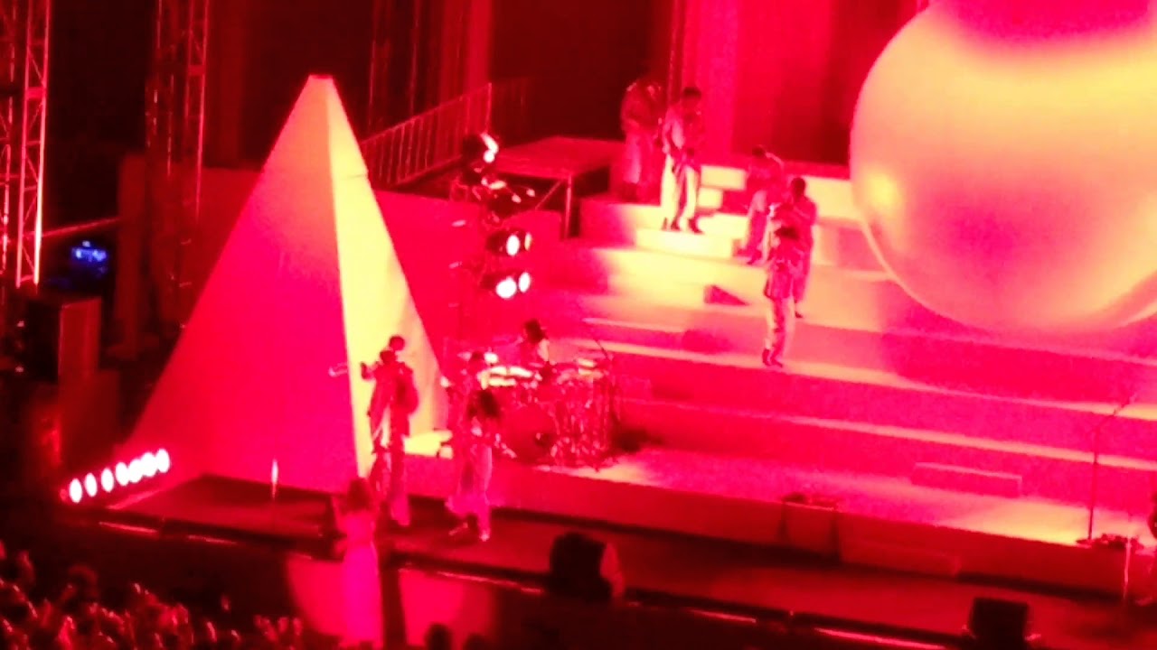 Solange FUBU - YouTube