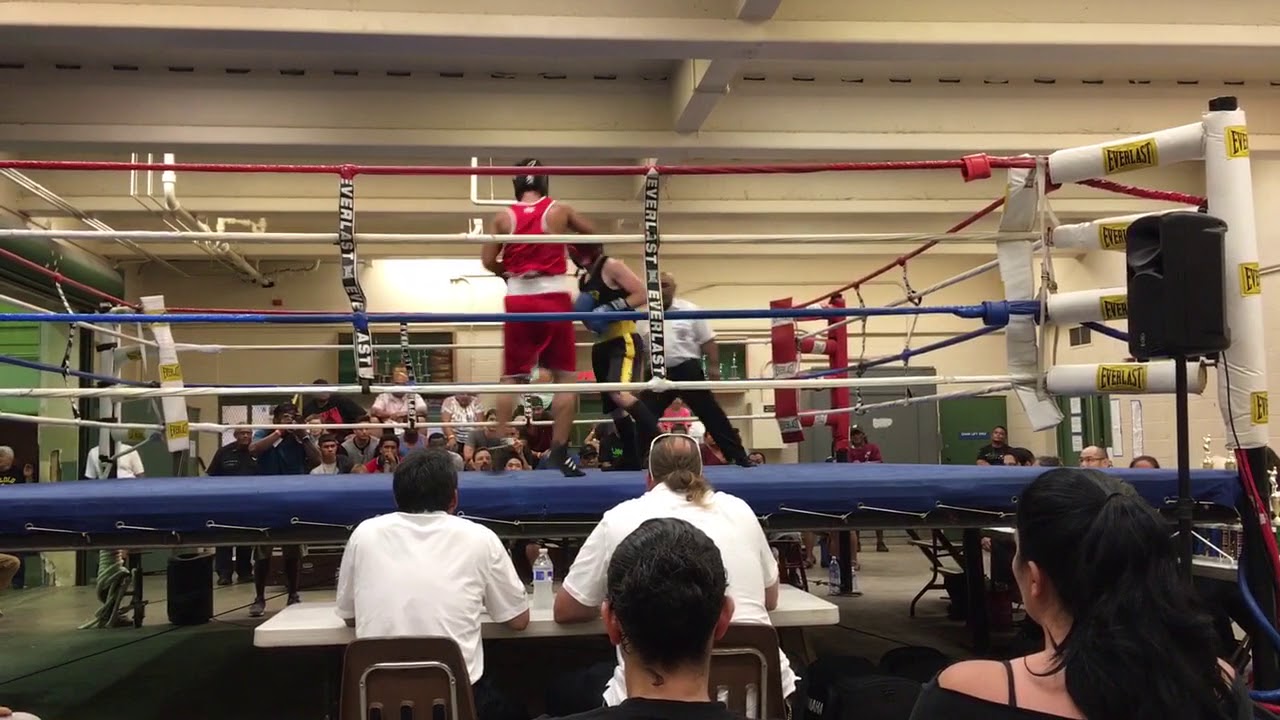 Michael Burdine @ Palolo Boxing 2018 Summer Smoker - Round 1 - YouTube