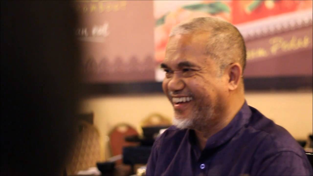 daud family - YouTube