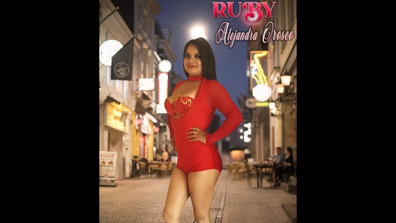 Cariño Loco - Ruby Alejandra Orosco _ VIDEO OFICIAL EXITO 2022 - YouTube