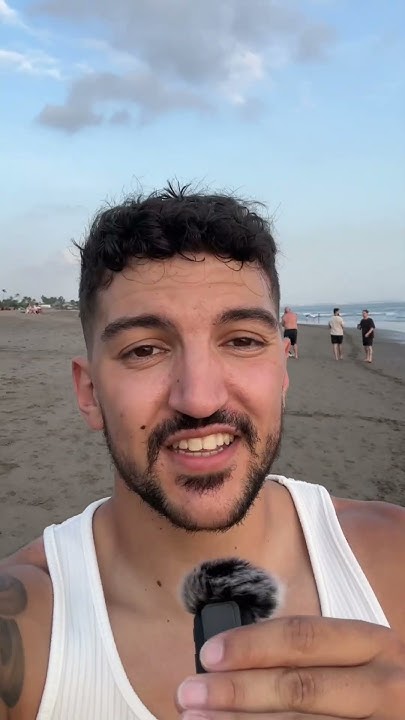 Linkedin Youtube