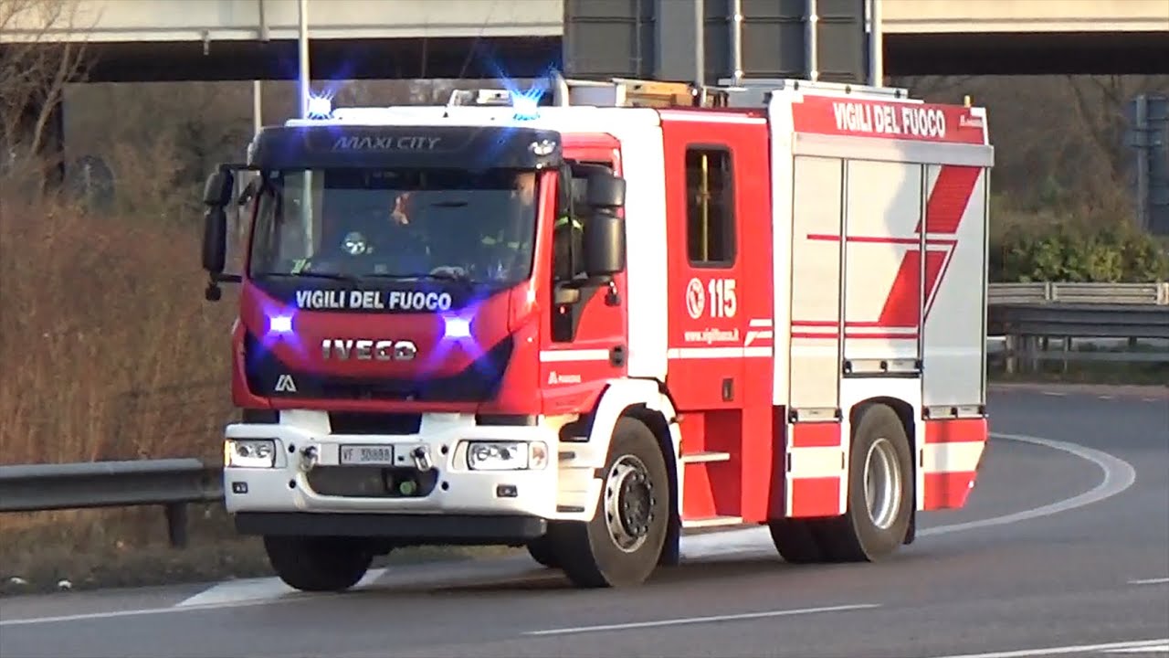 APS Iveco MaxiCity Vigili del Fuoco Mestre - Italian Fire Engine code 3 ...