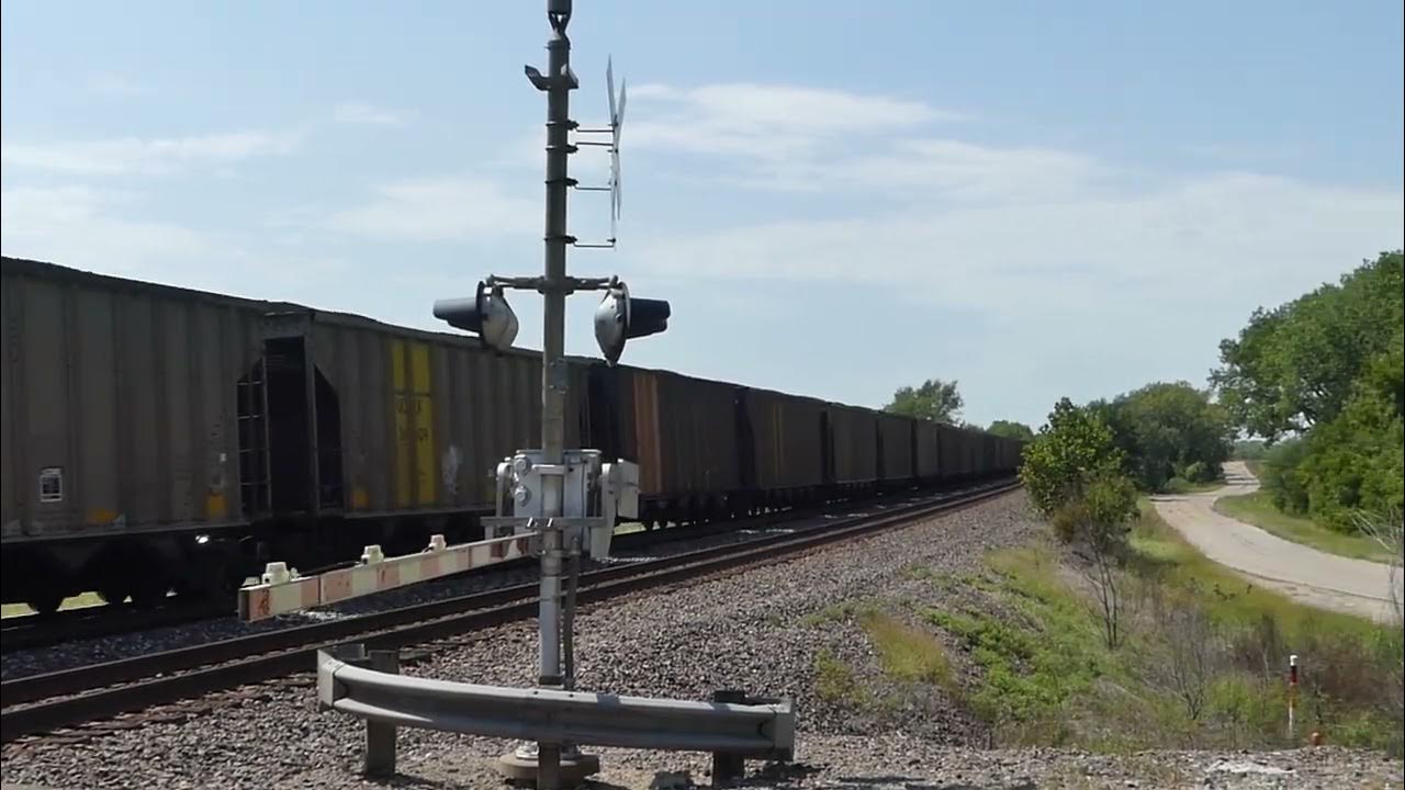 Union Pacific coal east GE 7817 lead 4 DPU'S - YouTube