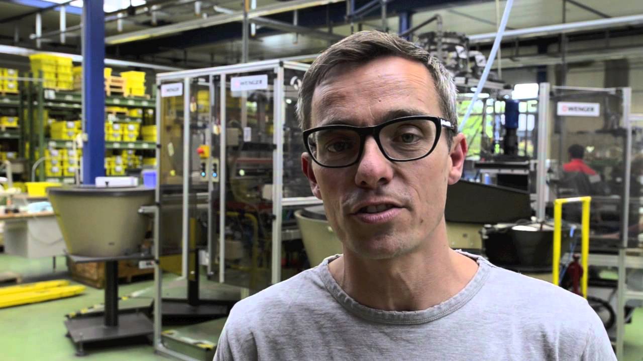 Fabrieksbezoek Wenger/ Factory visit at Swiss Army Knife manufacturer ...