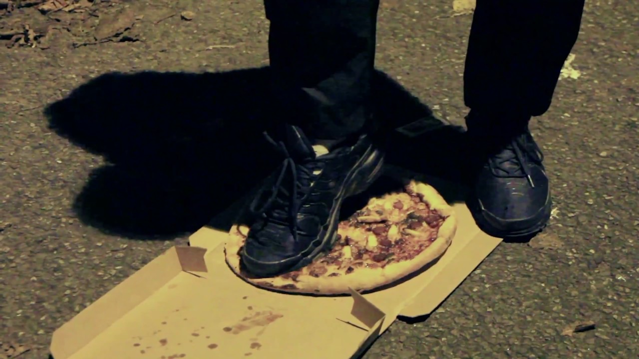 Stomping pizza with Nike Air Max TN - YouTube