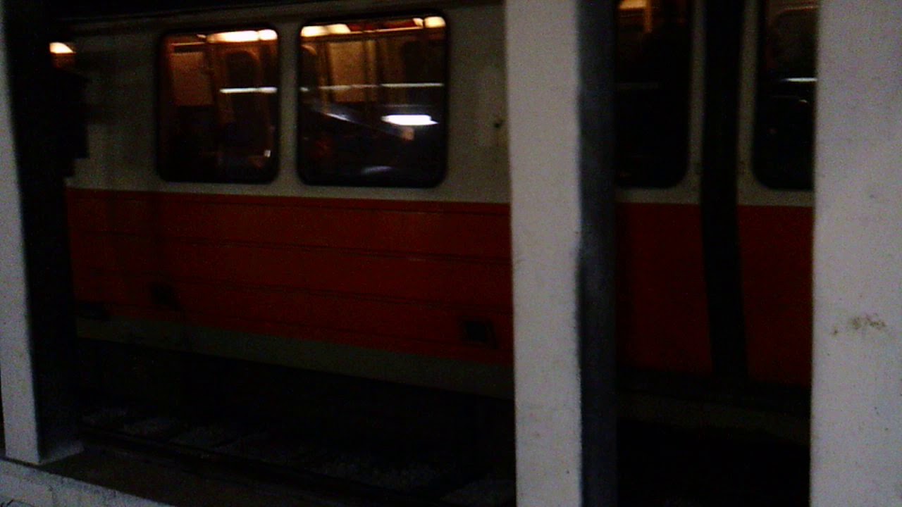 Oak Grove Bound MBTA orange line train at Haymarket - YouTube