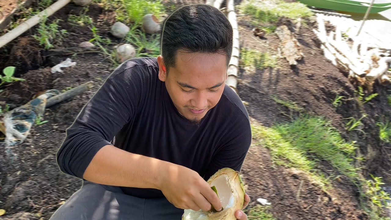 PAANO GUMAWA NG KUTSARA SA BUKO - YouTube