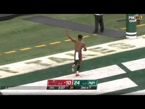 ANTONIO BROWN WALKS OFF THE FIELD WITH NO UNIFORM MID-GAME! Jets Vs ...