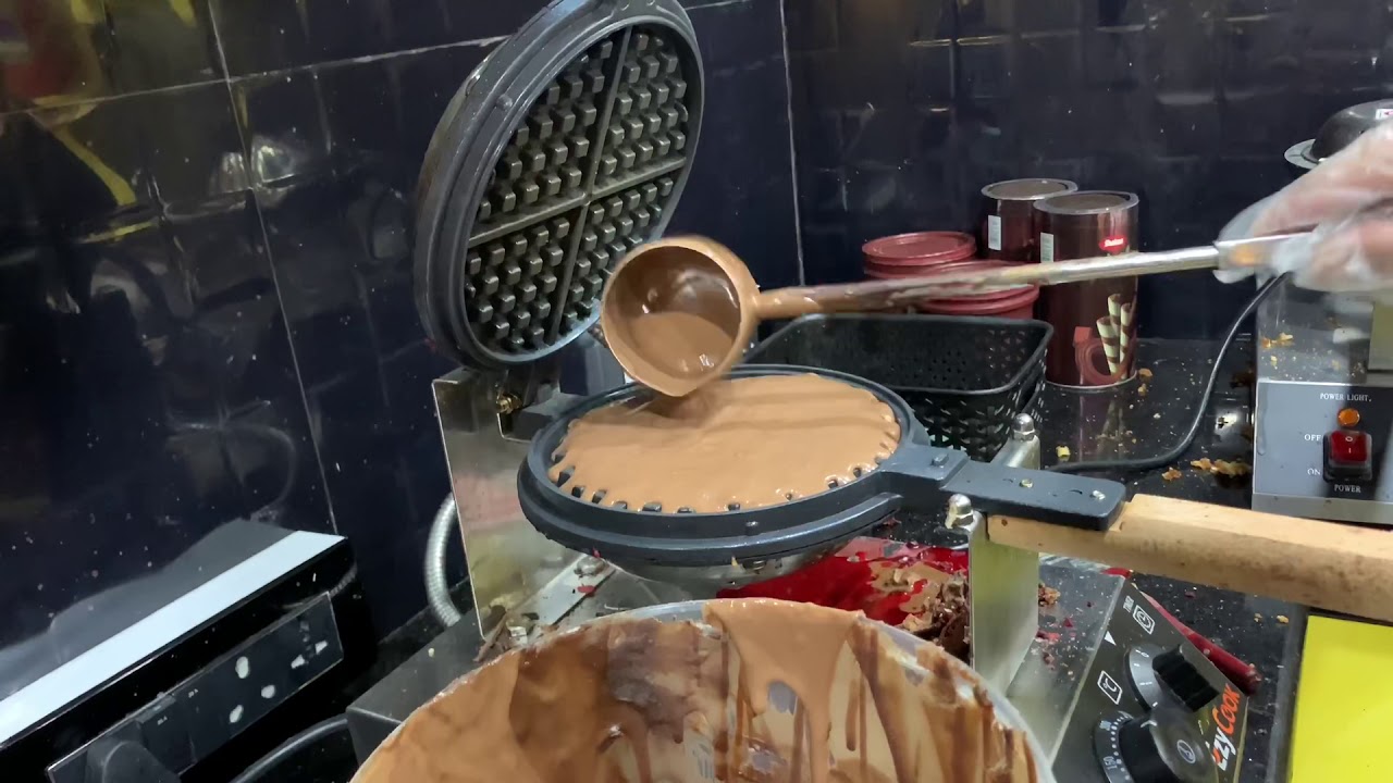 Making of the Chocolate Waffle at The Belgian Waffle Factory - YouTube
