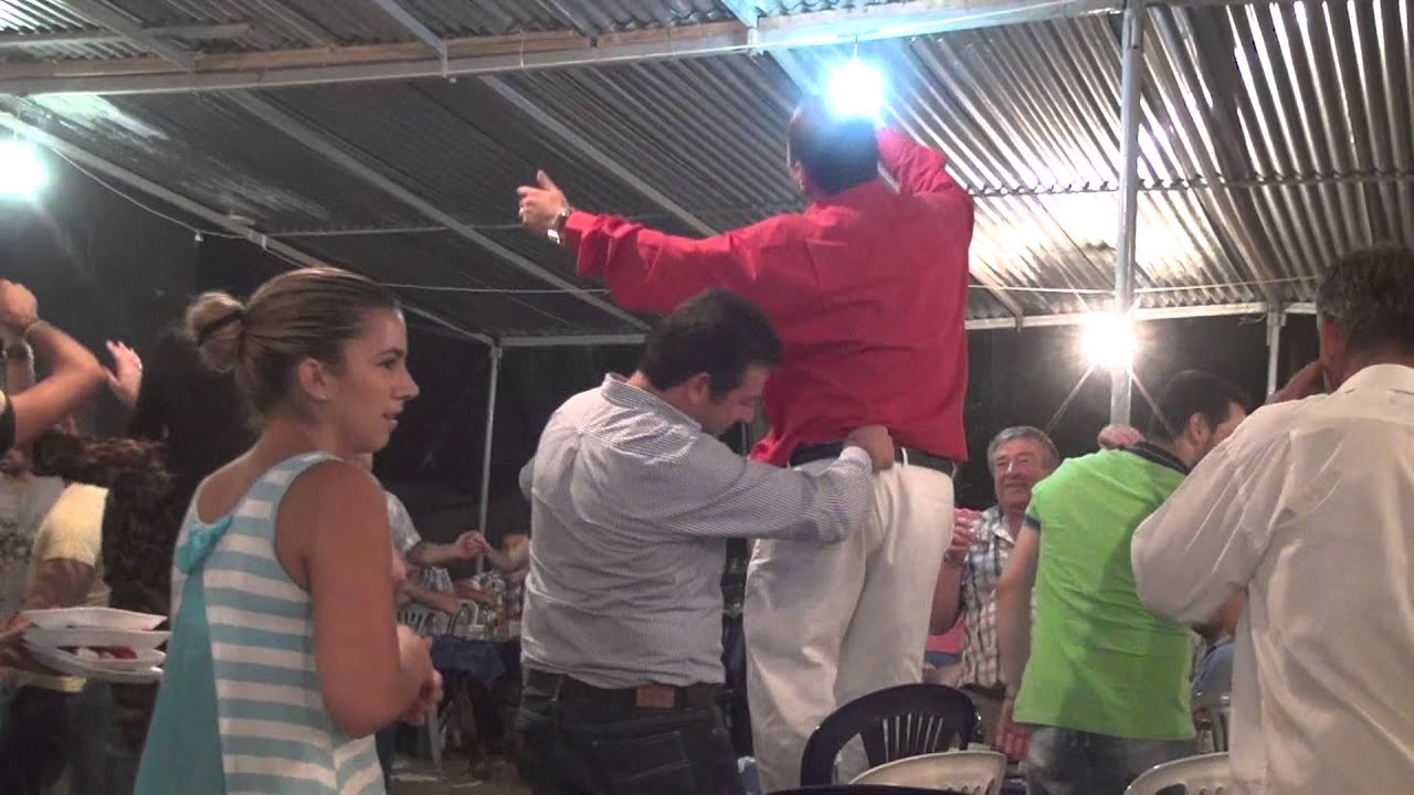 ΚΑΨΑΛΗΣ ΓΡΙΒΑ ΤΣΙΚΟΣ ΓΥΝΑΙΚΑ ΑΠΟΨΕ ΜΗ ΜΟΥ ΚΑΝΕΙΣ ΚΑΚΟ ΜΠΟΥΖΑ 8-9-13 ...
