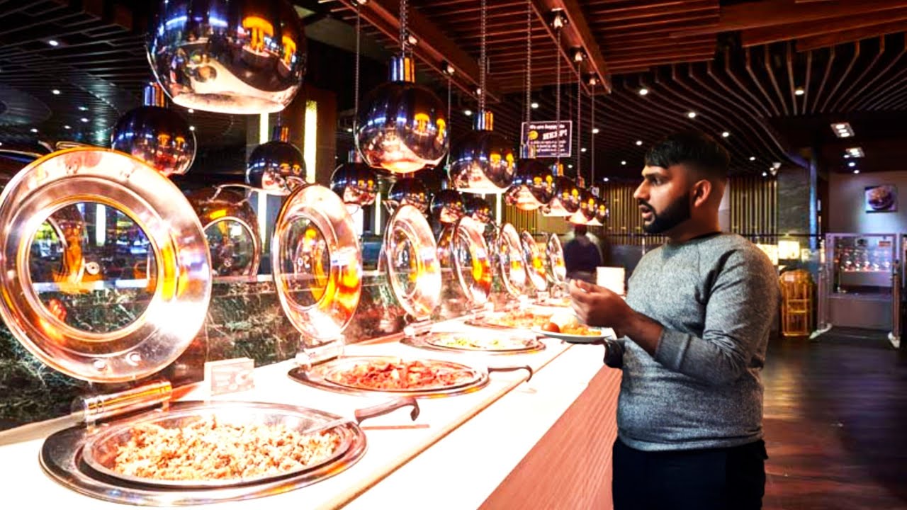 buffet eating vlog Manchester - YouTube