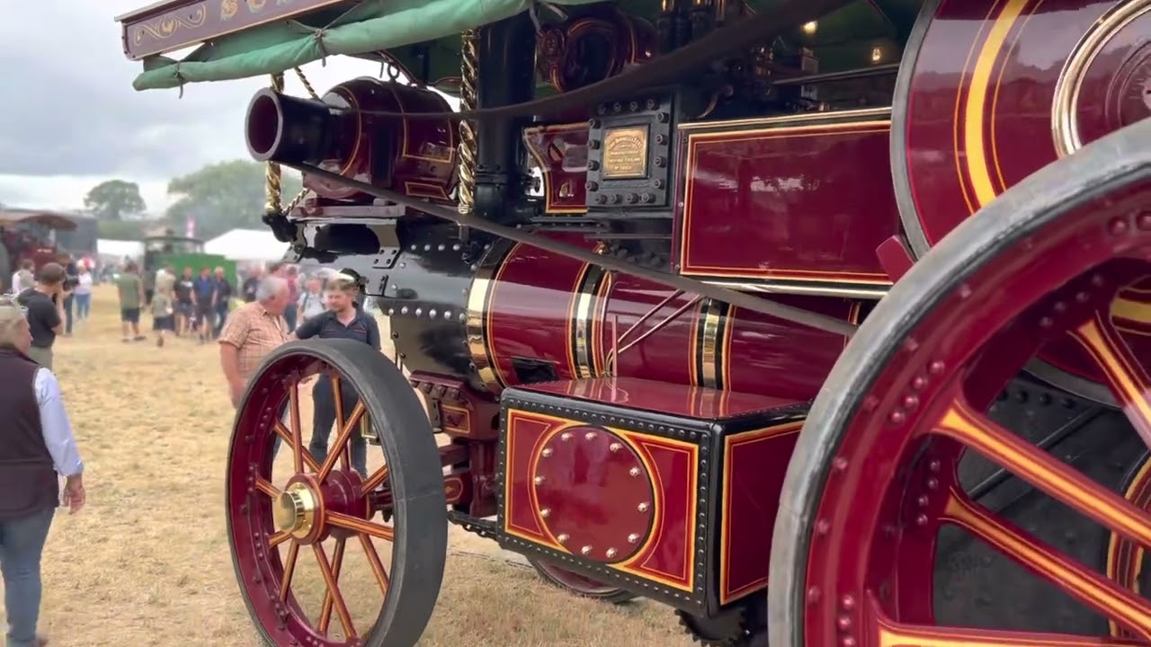 The ‘show engine’ must go on… - YouTube