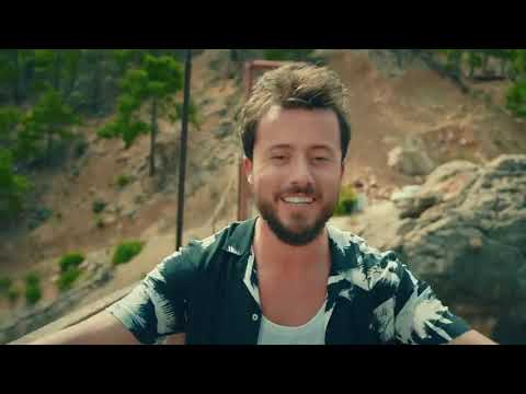 Ozan Doğulu feat  Aydın Kurtoğlu   Deli Fişek