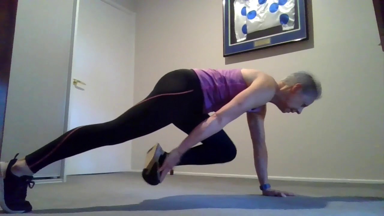 Prone Plank to Toe Touch - YouTube