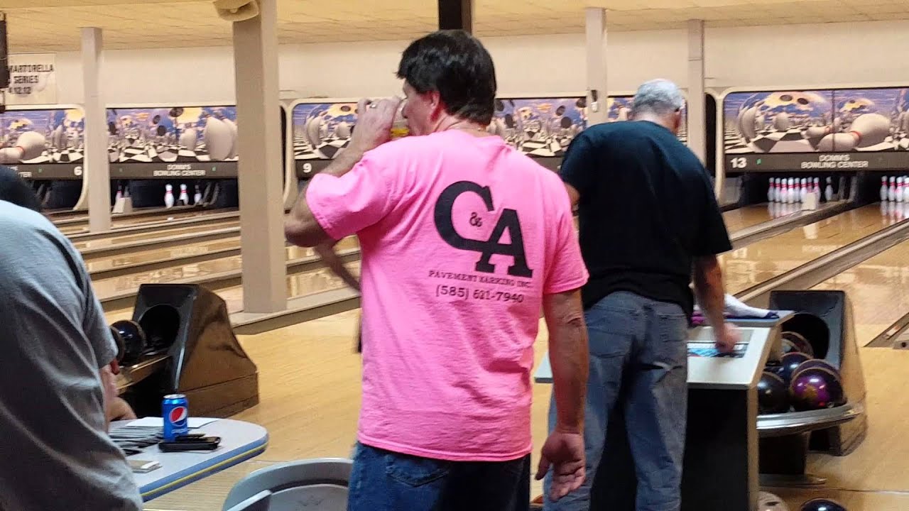 Kara Mangiola Bowls a 300 Game With No Sleeves! - YouTube
