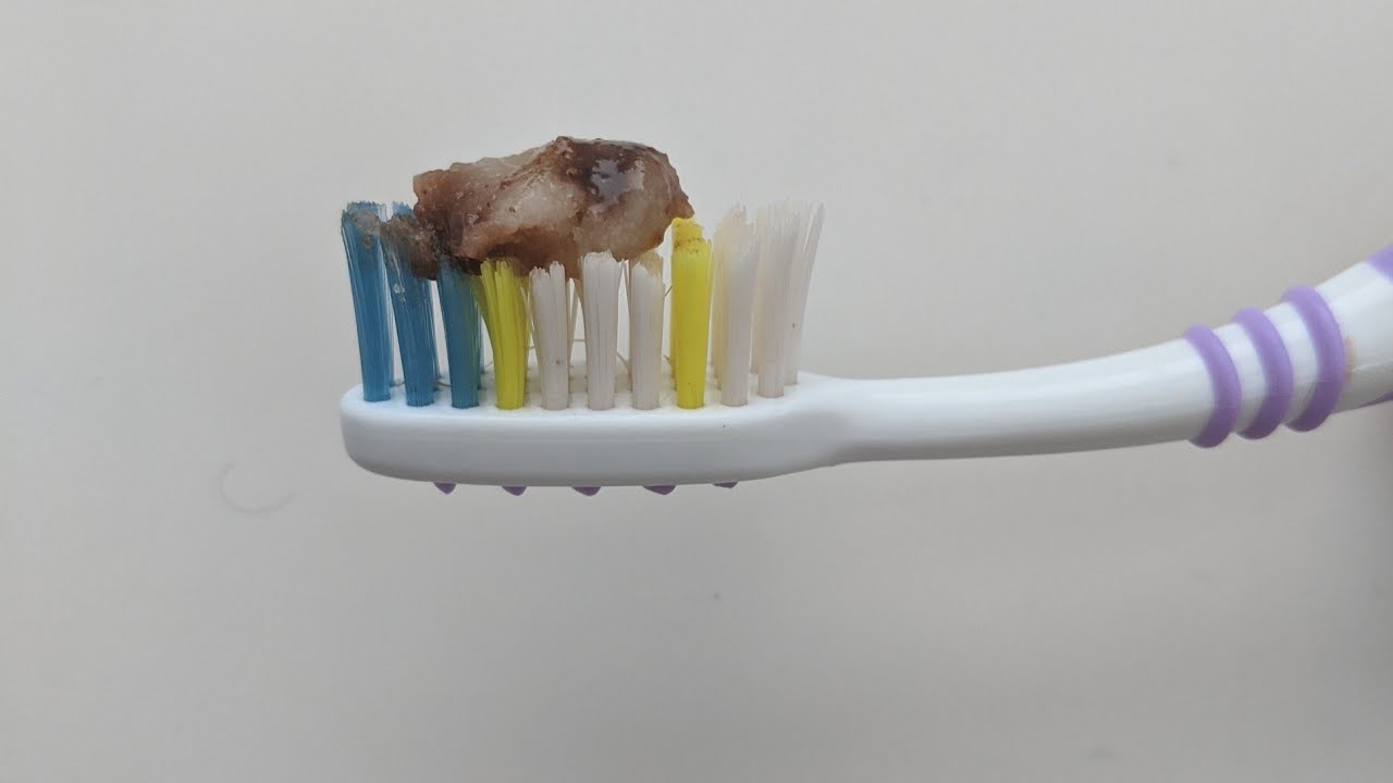 How to Make natural Toothpaste! Dr.Sebi Inspired tooth powder - YouTube