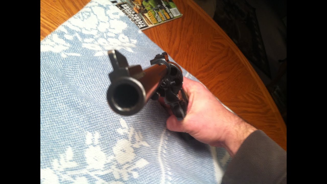 One Badass Revolver! The Big Iron! Ruger 44 Magnum/Super Blackhawk 7.5 ...
