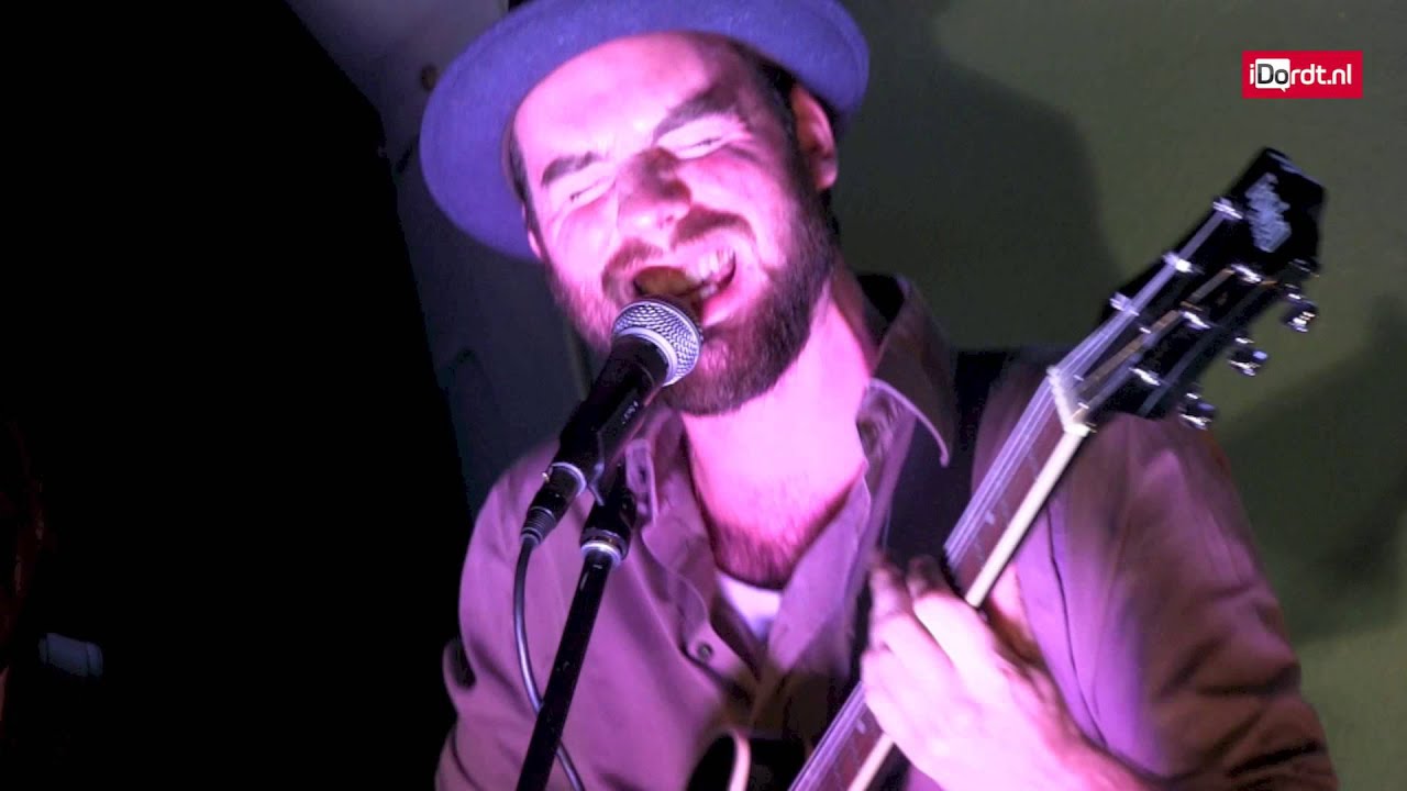 de Staat - Devil's blood (live) - YouTube