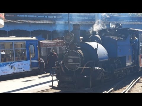 02548- Darjeeling-Ghoom Special Toy Passenger Train || Darjeeling ...