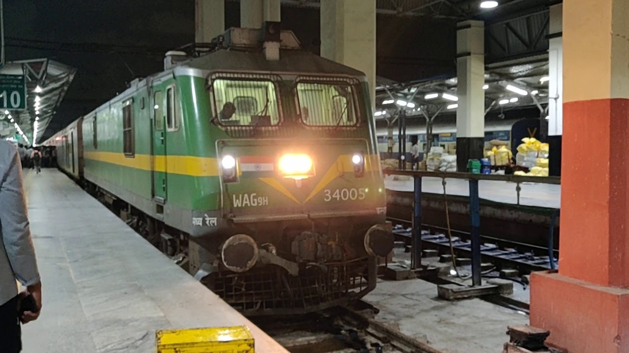 12673 Cheran express arrival to Chennai Central and unreservation crowd ...