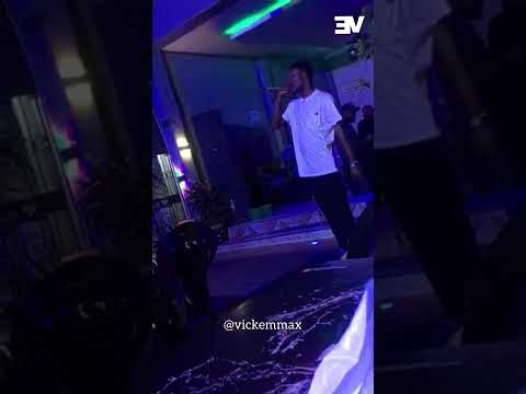 performance live at uniqueceasers bar #2