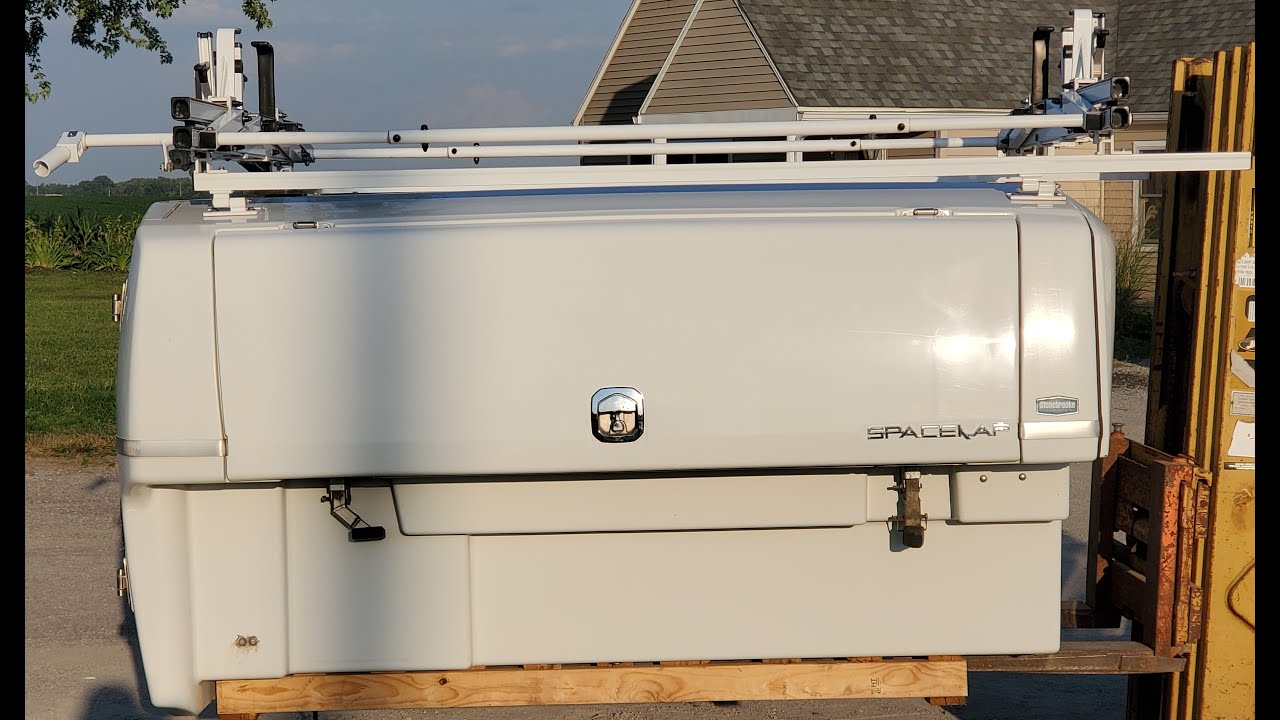 Walkaround used SpaceKap Compak Slide in Truck cap for sale. Fits full ...