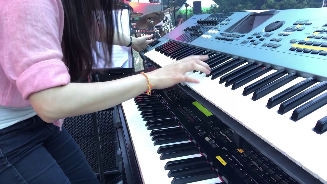 Rock keyboard. Lead solo - YouTube