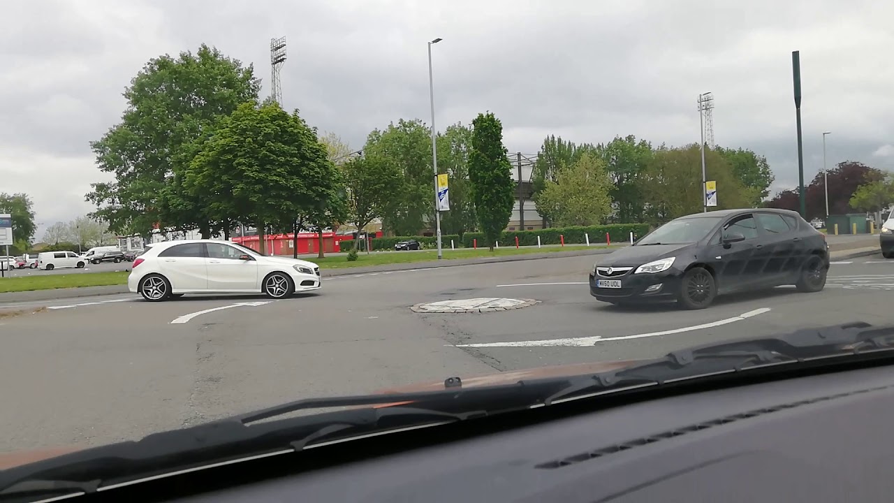 The Magic Roundabout Swindon - YouTube