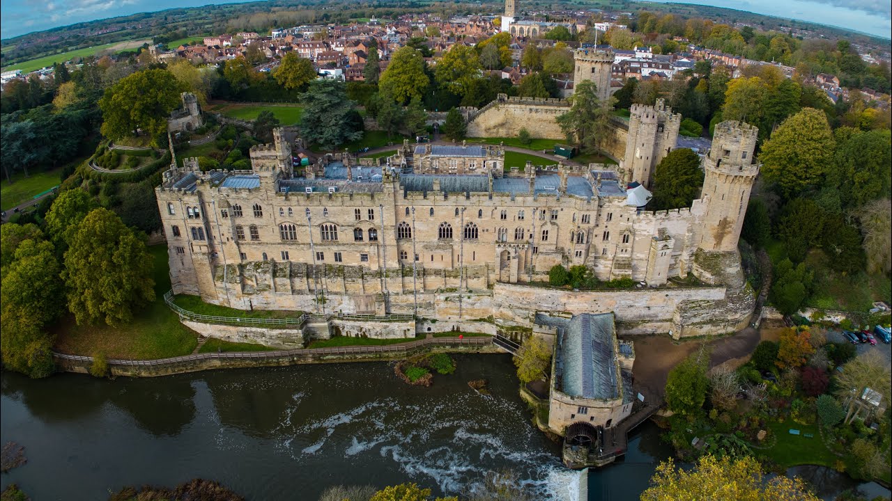 Warwick Castle 9th November 2022 - YouTube