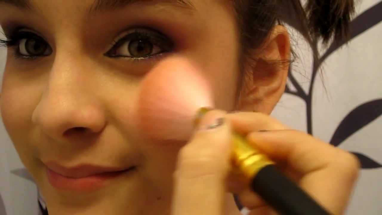 Peached Plum Makeup Tutorial - YouTube