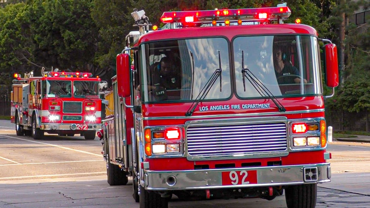 LAFD Light Force 92 (both reserves) Responding x2 - YouTube