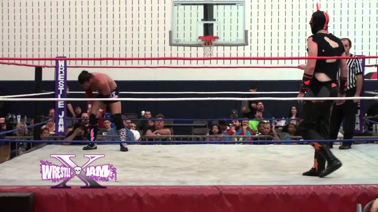 JT Dunn VS. Hallowicked: Wrestle Jam 10 - Meriden, CT - YouTube