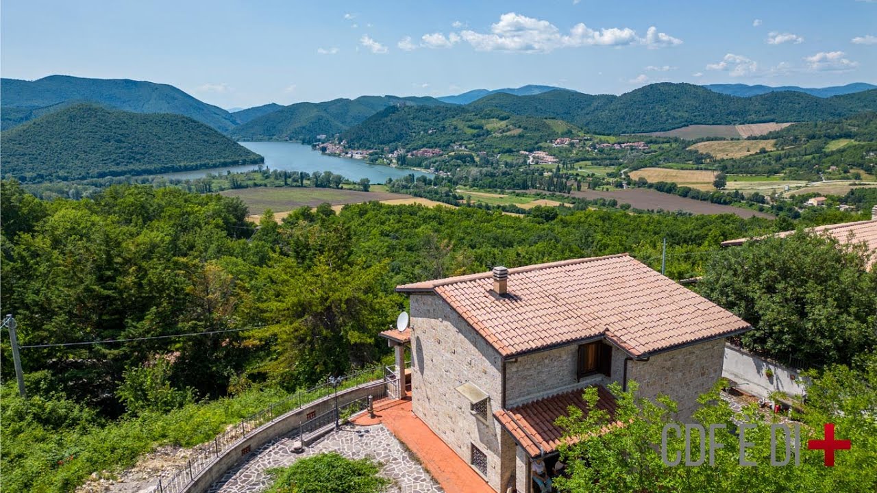 Visita dell'immobile | Labro (RI), Italy | Villa, in cemento armato con ...