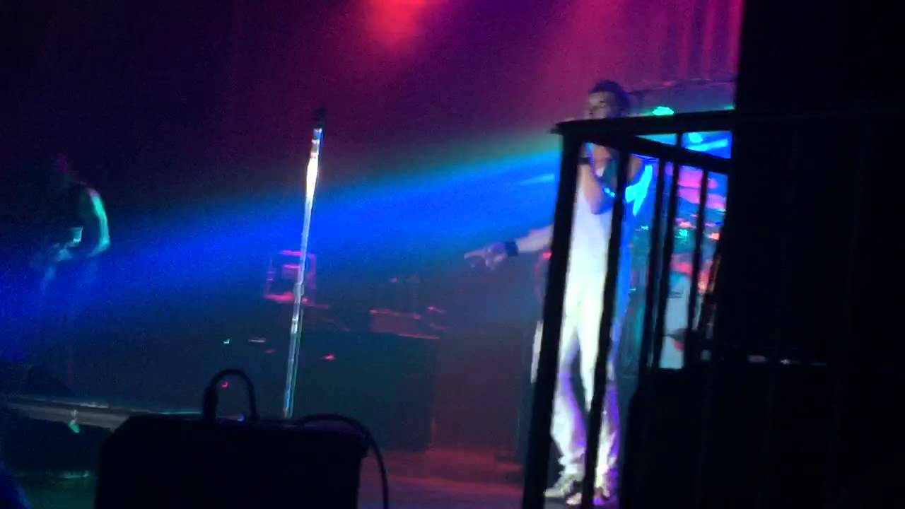 311 Rollin' Omaha Sokol Auditorium - YouTube