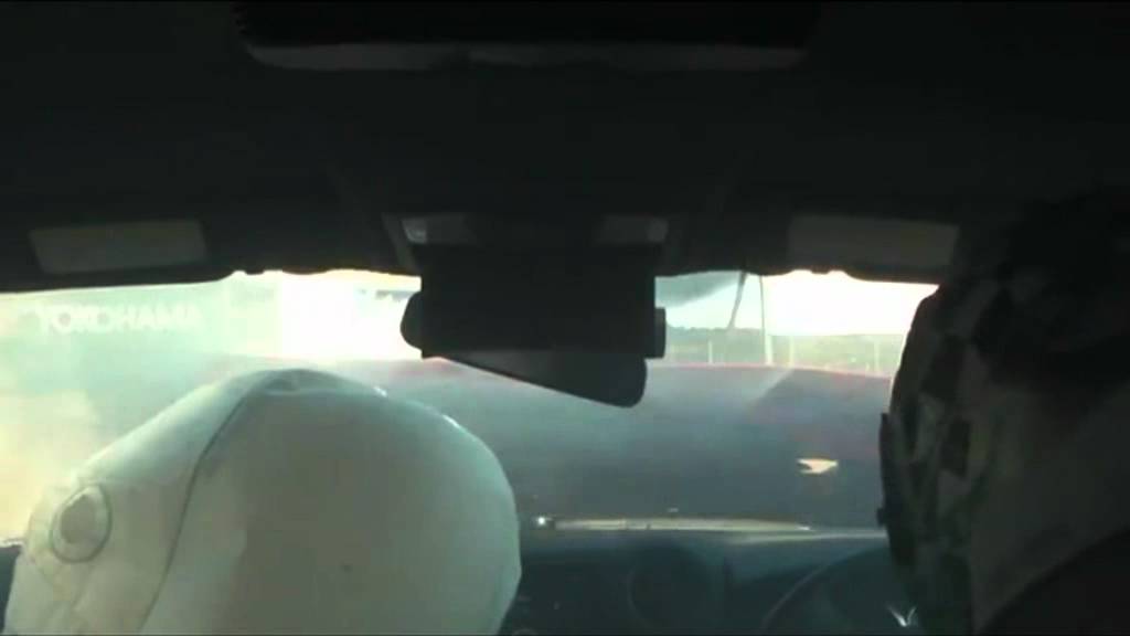 Nissan GT-R R35 Crash on Fuji Straight - YouTube