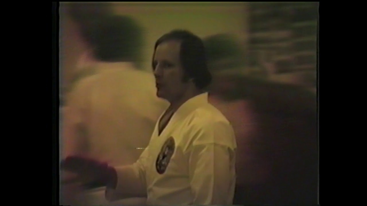 MIKE MATZKO ISSHIN RYU KARATE CLASS APRIL 1981 - YouTube