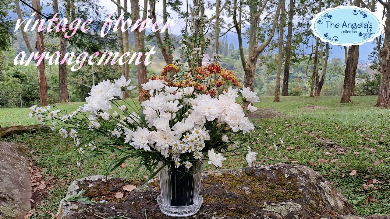chrysanthemum flower arrangement | merangkai bunga krisan - YouTube