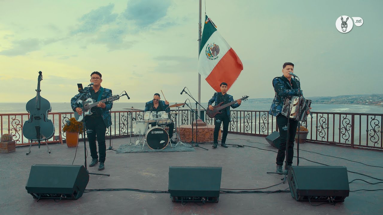 Estilo TJ - Patron JR (en vivo) | TIA FILMS - YouTube