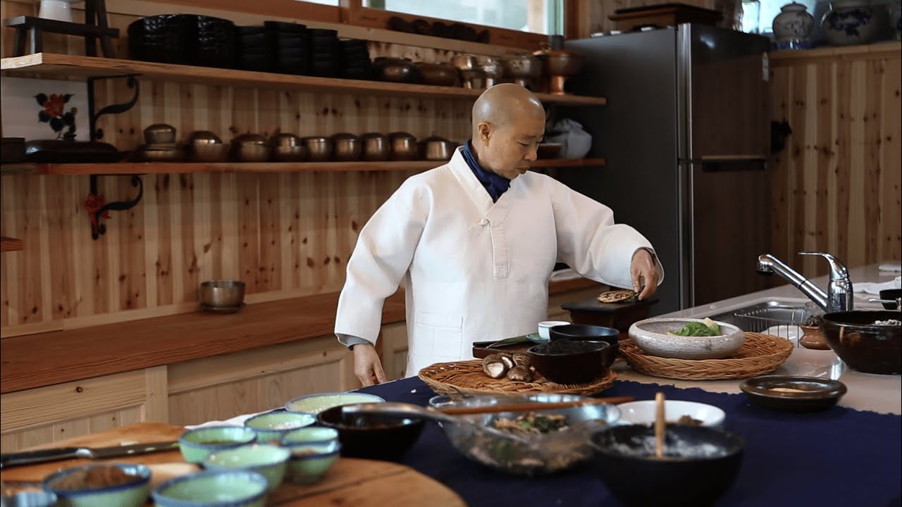 The Answer | Buddhist Nun Jeong Kwan’s Korean Temple Food and Life ...