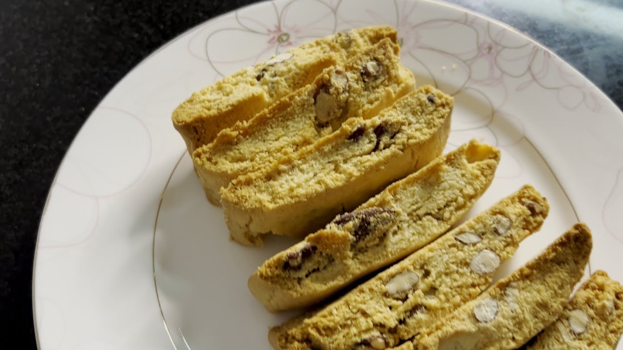 Crispy Homemade Almond Biscotti! - YouTube