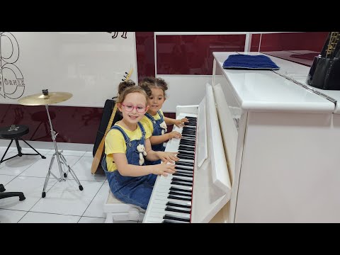 Bahar ve Banu Alya ile Okul vlog Bahar birinci sınıfa başlıyor !!!